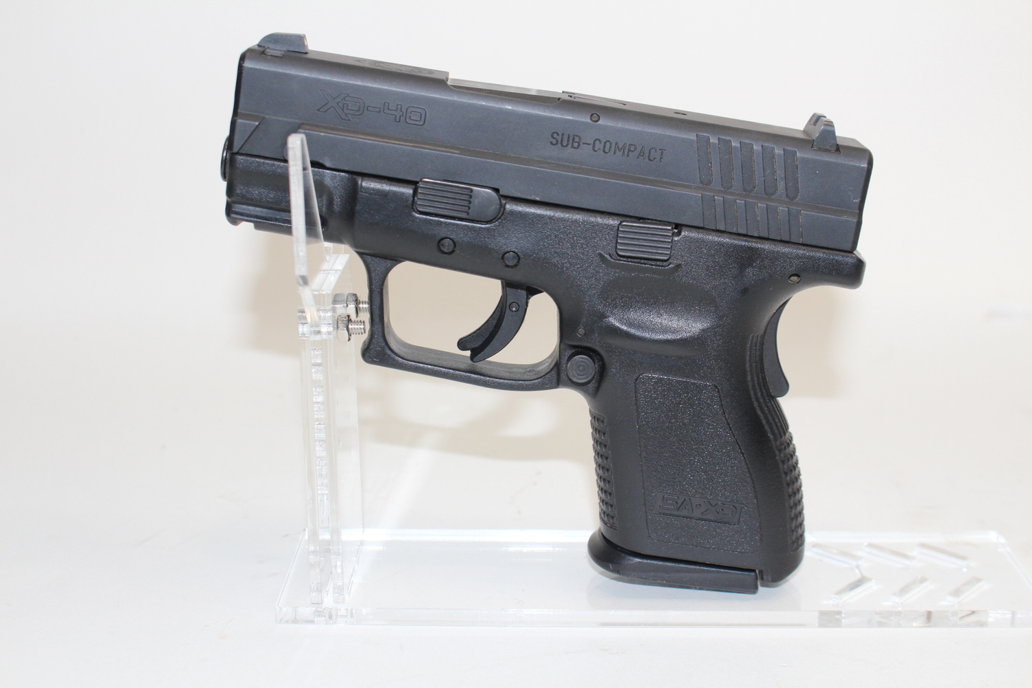 Springfield Armory XD-40 Sub-Compact .40 S&W 3" BBL 9+1 No Box Used ...